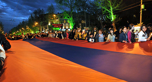 Great Catastrophe: Armenians and Turks in the Shadow of Genocide ...