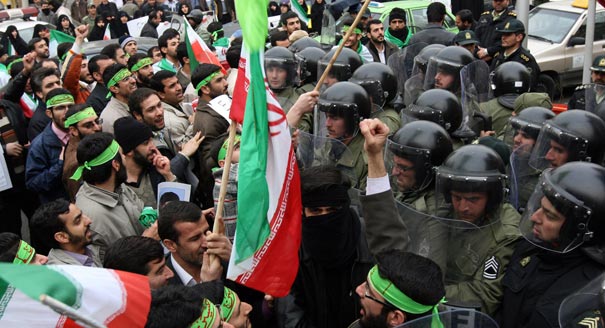 The Islamic Regime's Crackdown on Protesters | Carnegie Endowment for ...