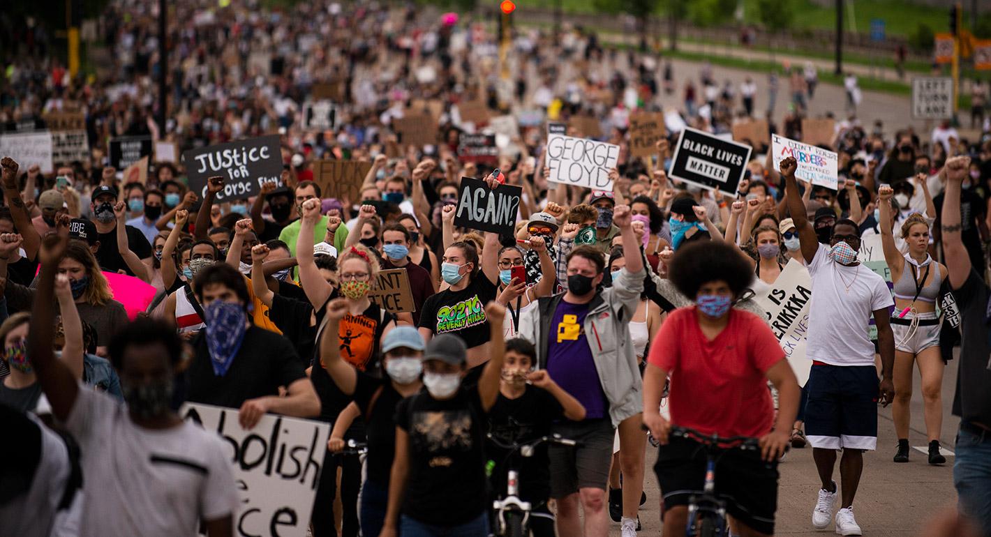 The U.S. Shows All the Signs of a Country Spiraling Toward Political ...