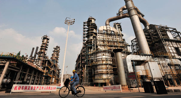 The Six Political Events That Have “Distorted” the World of Oil ...